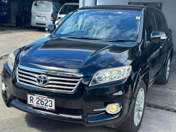 Toyota Vanguard - 7 Seater – Holiday Samoa
